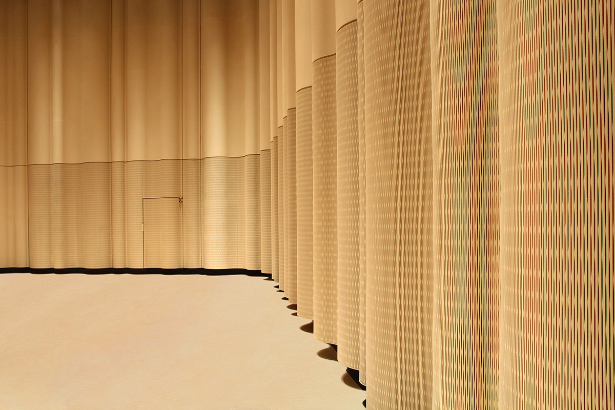 Shop - Linar Flexible Wood - Spinneybeck